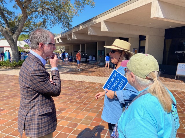 Lakewood UCC Supports New College Rally – Lakewood United Church of Christ